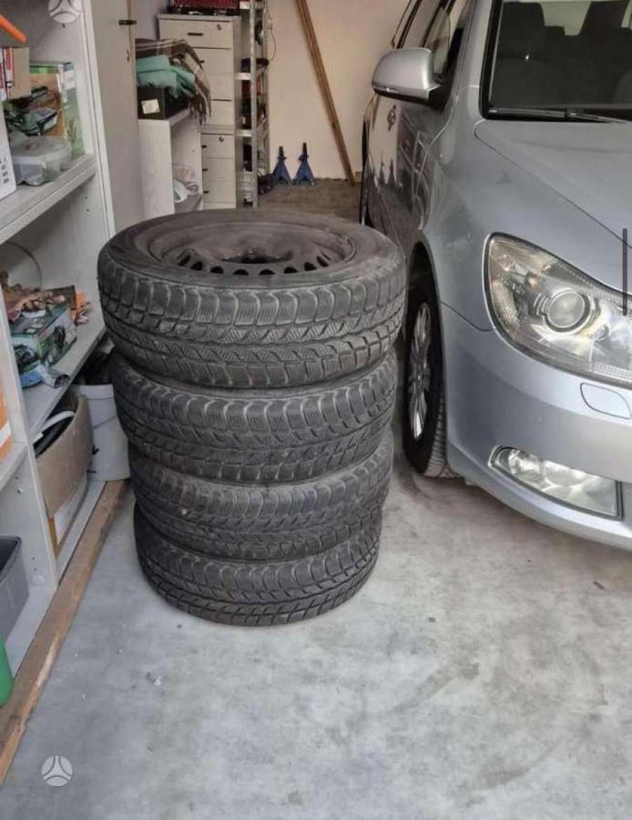 Grey Skoda Octavia 2013 in Vilnius, with an engine capacity of 0.00 L and mileage of 295 thousand km for 2000 €, photo 9 on AUTOMOTO.COM.LV
