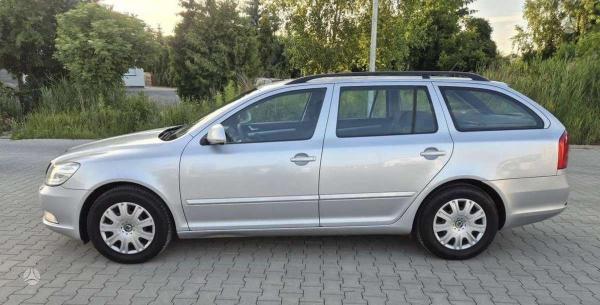 Grey Skoda Octavia 2013 in Vilnius, with an engine capacity of 0.00 L and mileage of 295 thousand km for 2000 €, photo 4 on AUTOMOTO.COM.LV