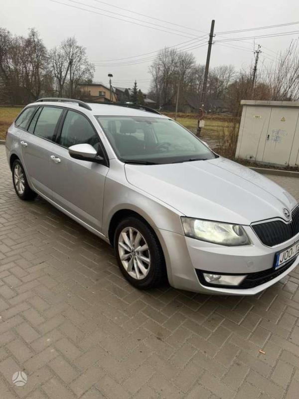 Grey Skoda Octavia 2014 in Kaunas, with an engine capacity of 1.60 L and mileage of 550 thousand km for 4500 €, photo 6 on AUTOMOTO.COM.LV