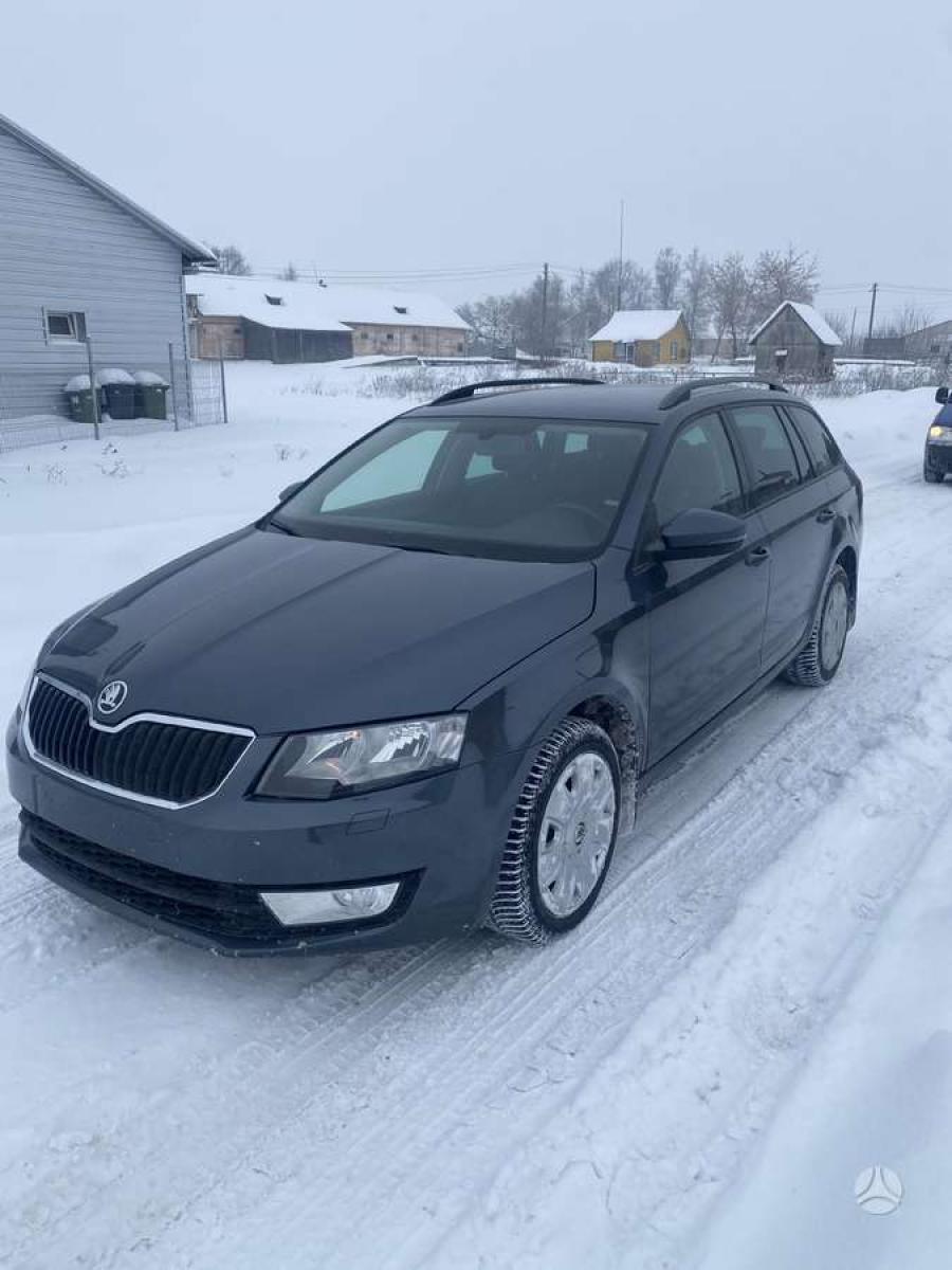Grey Skoda Octavia 2014 in Panevezys, with an engine capacity of 1.20 L and mileage of 269 thousand km for 3990 €, photo 1 on AUTOMOTO.COM.LV