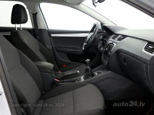 Pelēks Skoda Octavia 2014 Tallina, ar dzinēja tilpumu 1.40 L un nobraukumu 269 tūkst. km par 3399 €, foto 7 vietnē AUTOMOTO.COM.LV