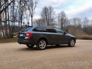 Grey Skoda Octavia 2014 in Preili, with an engine capacity of 2.00 L and mileage of 251 thousand km for 8490 €, photo 10 on AUTOMOTO.COM.LV
