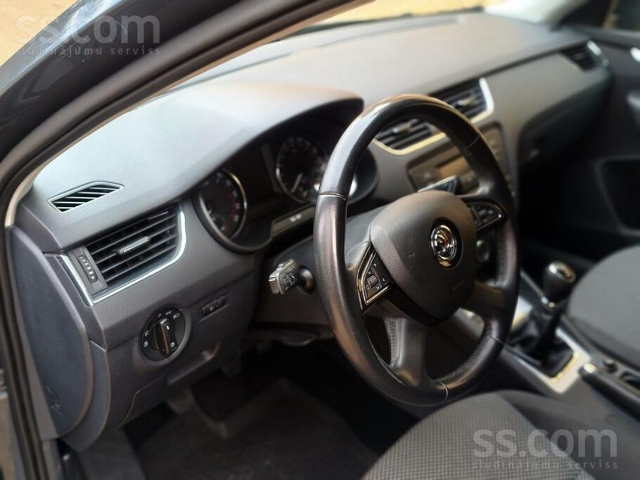 Grey Skoda Octavia 2014 in Preili, with an engine capacity of 2.00 L and mileage of 251 thousand km for 8490 €, photo 22 on AUTOMOTO.COM.LV
