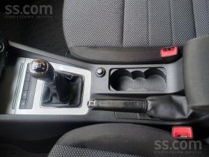 Grey Skoda Octavia 2014 in Preili, with an engine capacity of 2.00 L and mileage of 251 thousand km for 8490 €, photo 23 on AUTOMOTO.COM.LV