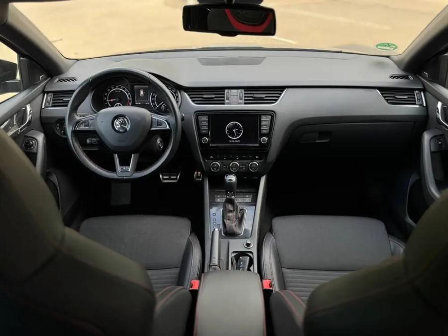 Pelēks Skoda Octavia 2014 Jūrmala, ar dzinēja tilpumu 2.00 L un nobraukumu 285 tūkst. km par 7900 €, foto 13 vietnē AUTOMOTO.COM.LV