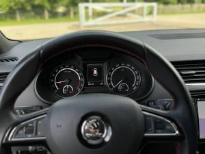 Pelēks Skoda Octavia 2014 Jūrmala, ar dzinēja tilpumu 2.00 L un nobraukumu 285 tūkst. km par 7900 €, foto 22 vietnē AUTOMOTO.COM.LV