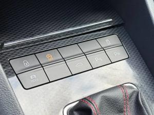 Pelēks Skoda Octavia 2014 Jūrmala, ar dzinēja tilpumu 2.00 L un nobraukumu 285 tūkst. km par 7900 €, foto 26 vietnē AUTOMOTO.COM.LV