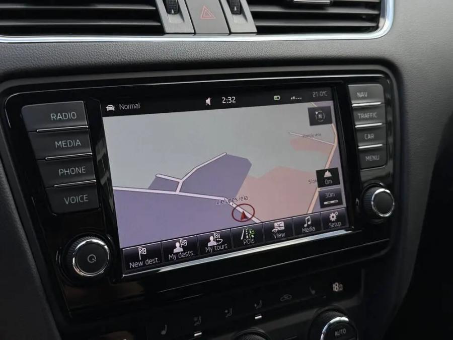 Pelēks Skoda Octavia 2014 Jūrmala, ar dzinēja tilpumu 2.00 L un nobraukumu 285 tūkst. km par 7900 €, foto 29 vietnē AUTOMOTO.COM.LV