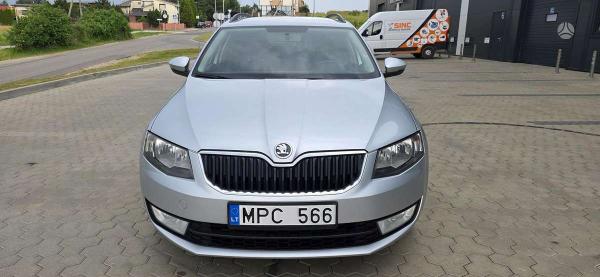Grey Skoda Octavia 2014 in Vilnius, with an engine capacity of 1.97 L and mileage of 245 thousand km for 6700 €, photo 2 on AUTOMOTO.COM.LV