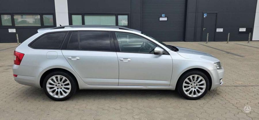 Pelēks Skoda Octavia 2014 Viļņa, ar dzinēja tilpumu 1.97 L un nobraukumu 245 tūkst. km par 6700 €, foto 4 vietnē AUTOMOTO.COM.LV