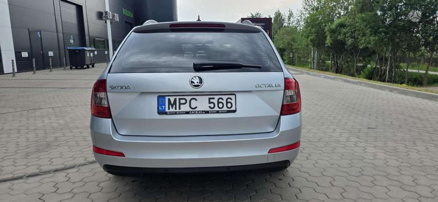 Pelēks Skoda Octavia 2014 Viļņa, ar dzinēja tilpumu 1.97 L un nobraukumu 245 tūkst. km par 6700 €, foto 6 vietnē AUTOMOTO.COM.LV
