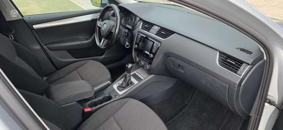 Pelēks Skoda Octavia 2014 Viļņa, ar dzinēja tilpumu 1.97 L un nobraukumu 245 tūkst. km par 6700 €, foto 11 vietnē AUTOMOTO.COM.LV