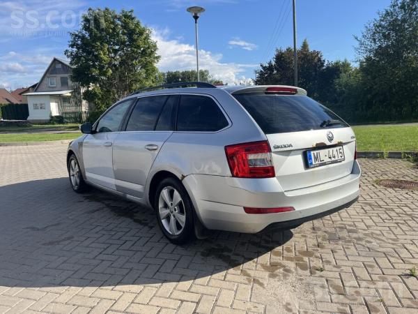 Pelēks Skoda Octavia 2014 Ogre, ar dzinēja tilpumu 1.60 L un nobraukumu 398 tūkst. km par 2200 €, foto 4 vietnē AUTOMOTO.COM.LV