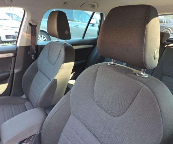 Grey Skoda Octavia 2014 in Vilnius, with an engine capacity of 1.60 L and mileage of 236 thousand km for 6800 €, photo 7 on AUTOMOTO.COM.LV
