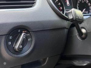 Pelēks Skoda Octavia 2014 Viļņa, ar dzinēja tilpumu 1.60 L un nobraukumu 298 tūkst. km par 5650 €, foto 9 vietnē AUTOMOTO.COM.LV
