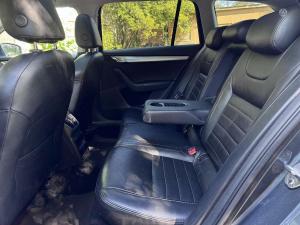 Pelēks Skoda Octavia 2014 Viļņa, ar dzinēja tilpumu 1.60 L un nobraukumu 298 tūkst. km par 5650 €, foto 20 vietnē AUTOMOTO.COM.LV