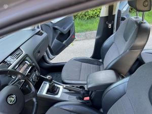 Pelēks Skoda Octavia 2014 Viļņa, ar dzinēja tilpumu 1.60 L un nobraukumu 300 tūkst. km par 4250 €, foto 33 vietnē AUTOMOTO.COM.LV