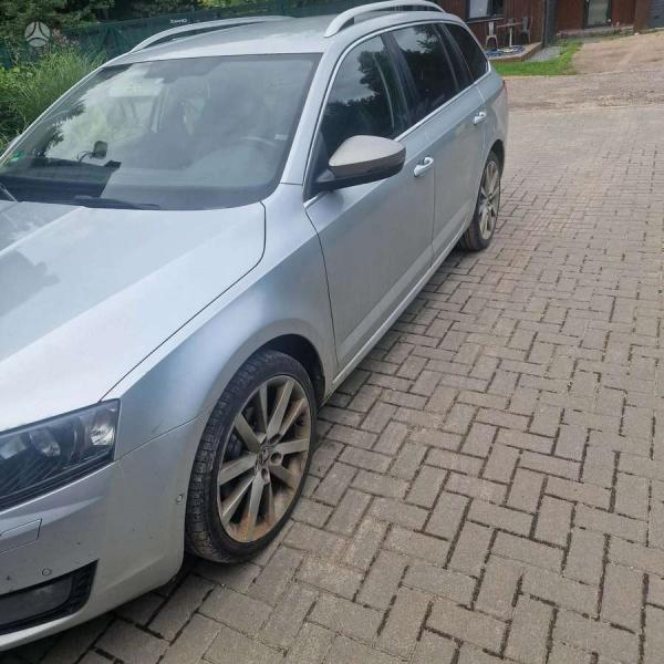 Grey Skoda Octavia 2014 in Vilnius, with an engine capacity of 1.20 L and mileage of 377 thousand km for 3200 €, photo 2 on AUTOMOTO.COM.LV