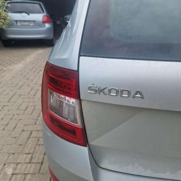 Grey Skoda Octavia 2014 in Vilnius, with an engine capacity of 1.20 L and mileage of 377 thousand km for 3200 €, photo 7 on AUTOMOTO.COM.LV