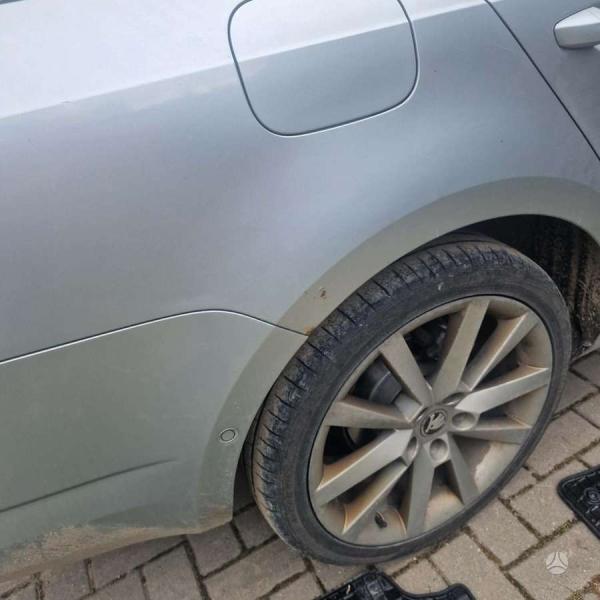 Grey Skoda Octavia 2014 in Vilnius, with an engine capacity of 1.20 L and mileage of 377 thousand km for 3200 €, photo 9 on AUTOMOTO.COM.LV