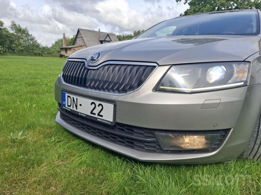 Grey Skoda Octavia 2014 in Liepaja, with an engine capacity of 2.00 L and mileage of 199 thousand km for 6600 €, photo 3 on AUTOMOTO.COM.LV