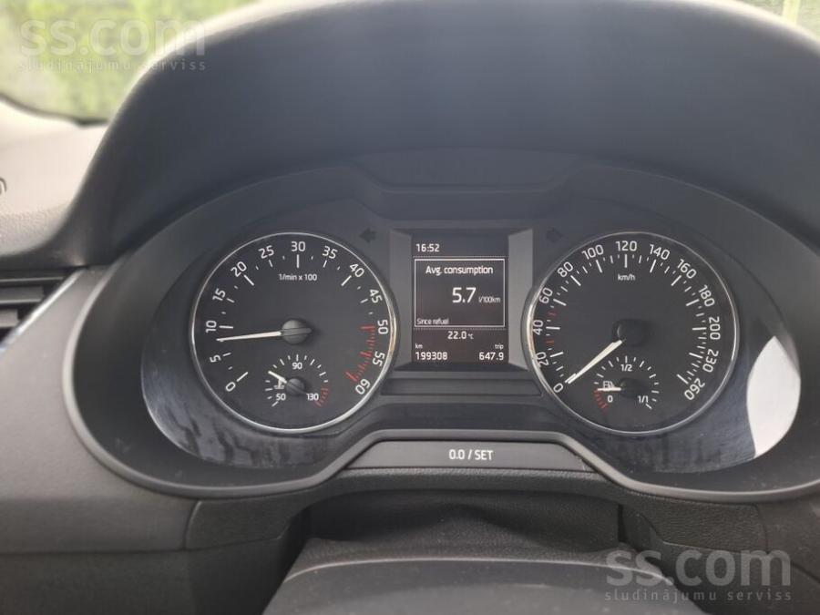 Grey Skoda Octavia 2014 in Liepaja, with an engine capacity of 2.00 L and mileage of 199 thousand km for 6600 €, photo 7 on AUTOMOTO.COM.LV