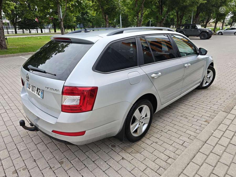 Pelēks Skoda Octavia 2014 Tauragė, ar dzinēja tilpumu 1.60 L un nobraukumu 290 tūkst. km par 4700 €, foto 8 vietnē AUTOMOTO.COM.LV