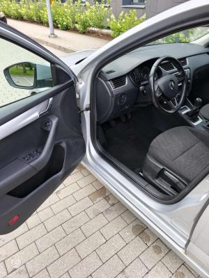 Pelēks Skoda Octavia 2014 Tauragė, ar dzinēja tilpumu 1.60 L un nobraukumu 290 tūkst. km par 4700 €, foto 17 vietnē AUTOMOTO.COM.LV