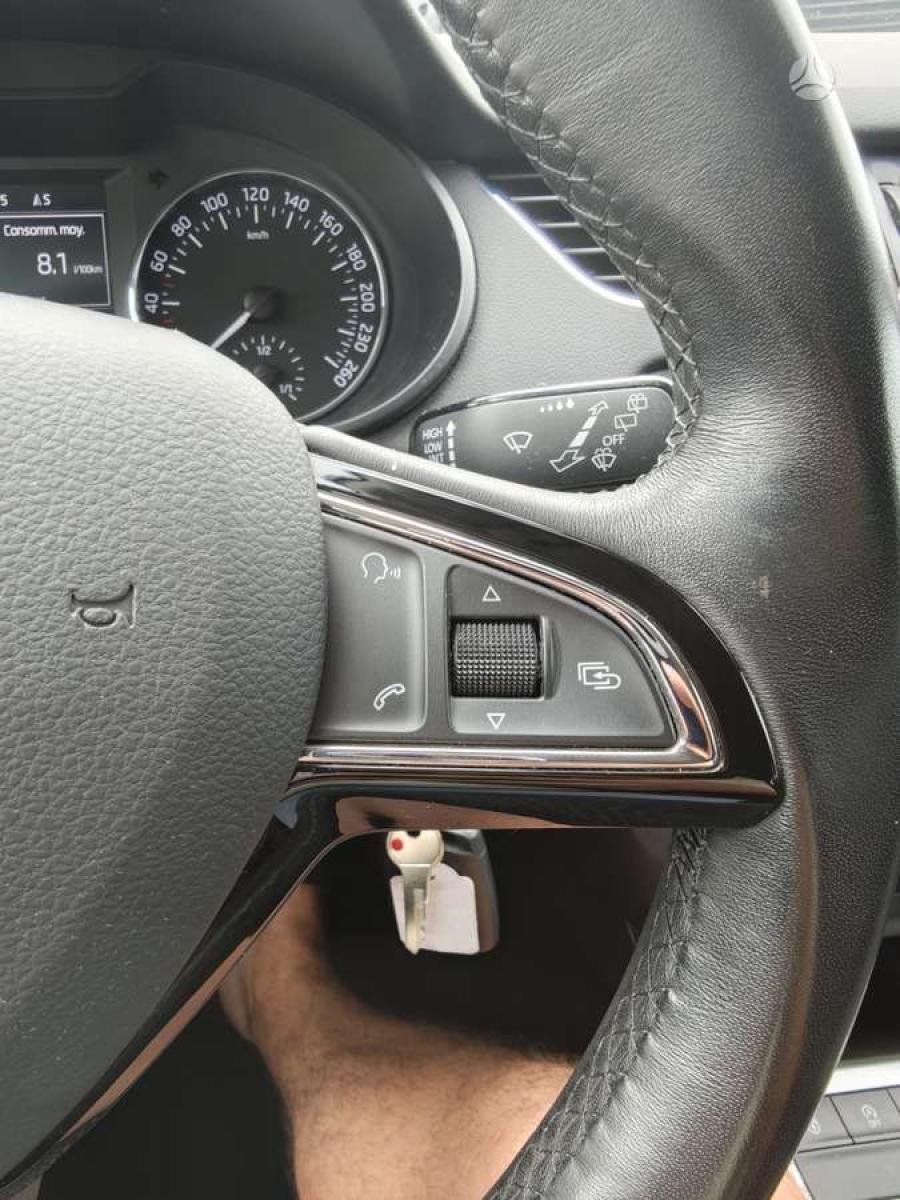 Pelēks Skoda Octavia 2014 Tauragė, ar dzinēja tilpumu 1.60 L un nobraukumu 290 tūkst. km par 4700 €, foto 20 vietnē AUTOMOTO.COM.LV