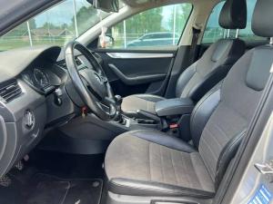 Grey Skoda Octavia 2014 in Rezekne, with an engine capacity of 2.00 L and mileage of 324 thousand km for 5790 €, photo 10 on AUTOMOTO.COM.LV