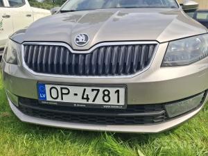 Grey Skoda Octavia 2014 in Liepaja, with an engine capacity of 2.00 L and mileage of 199 thousand km for 5800 €, photo 5 on AUTOMOTO.COM.LV