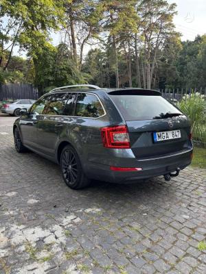 Grey Skoda Octavia 2014 in Klaipeda, with an engine capacity of 1.40 L and mileage of 334 thousand km for 7000 €, photo 4 on AUTOMOTO.COM.LV