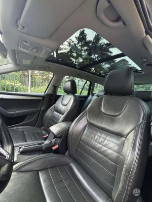 Grey Skoda Octavia 2014 in Klaipeda, with an engine capacity of 1.40 L and mileage of 334 thousand km for 7000 €, photo 10 on AUTOMOTO.COM.LV