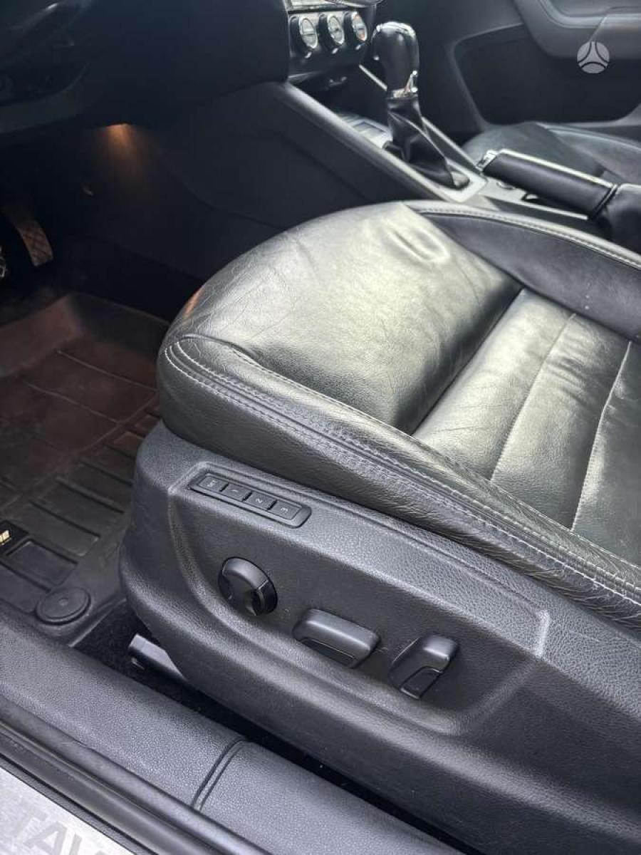 Grey Skoda Octavia 2014 in Klaipeda, with an engine capacity of 1.40 L and mileage of 334 thousand km for 7000 €, photo 22 on AUTOMOTO.COM.LV