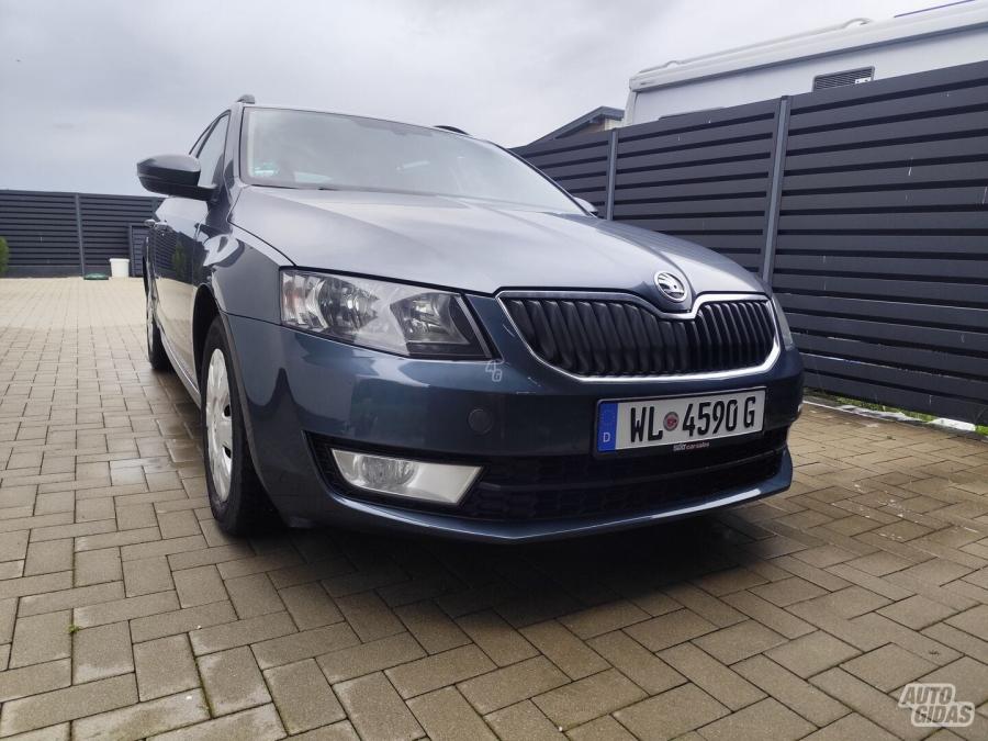 Grey Skoda Octavia 2014 in Klaipeda, with an engine capacity of 1.60 L and mileage of 332 thousand km for 4950 €, photo 6 on AUTOMOTO.COM.LV