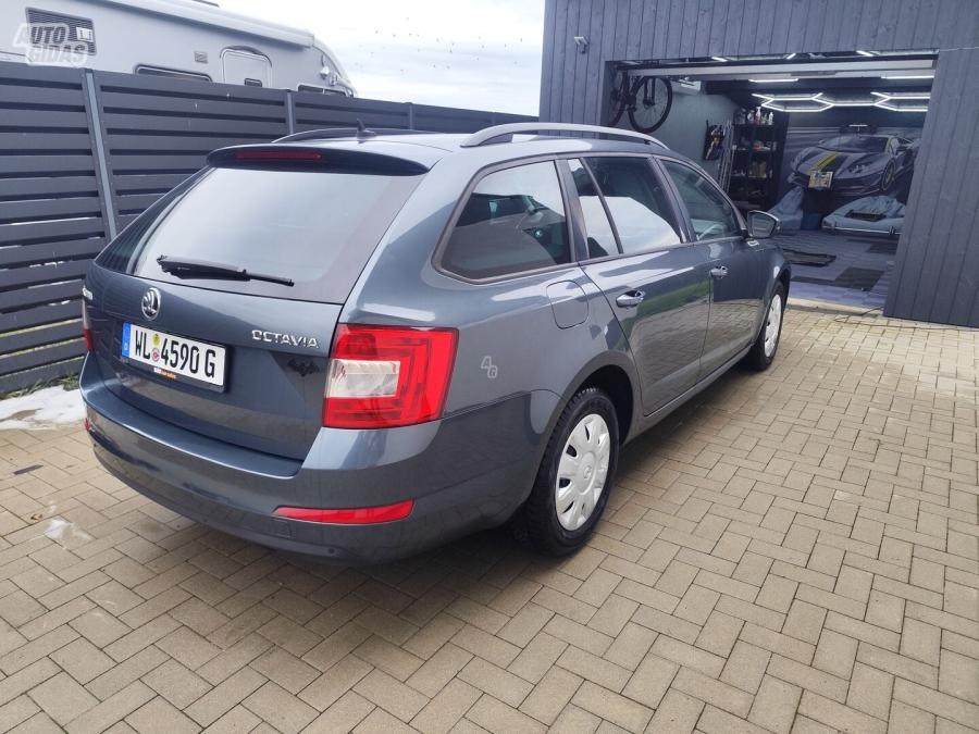 Grey Skoda Octavia 2014 in Klaipeda, with an engine capacity of 1.60 L and mileage of 332 thousand km for 4950 €, photo 8 on AUTOMOTO.COM.LV