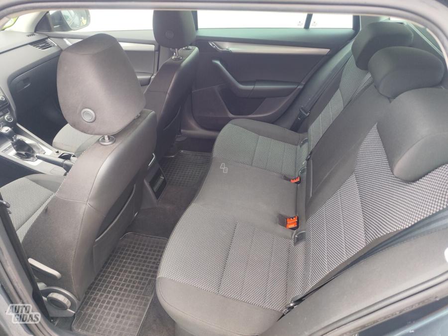 Grey Skoda Octavia 2014 in Klaipeda, with an engine capacity of 1.60 L and mileage of 332 thousand km for 4950 €, photo 18 on AUTOMOTO.COM.LV