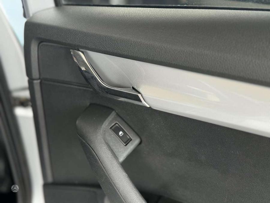 Pelēks Skoda Octavia 2014 Viļņa, ar dzinēja tilpumu 1.60 L un nobraukumu 240 tūkst. km par 3999 €, foto 12 vietnē AUTOMOTO.COM.LV