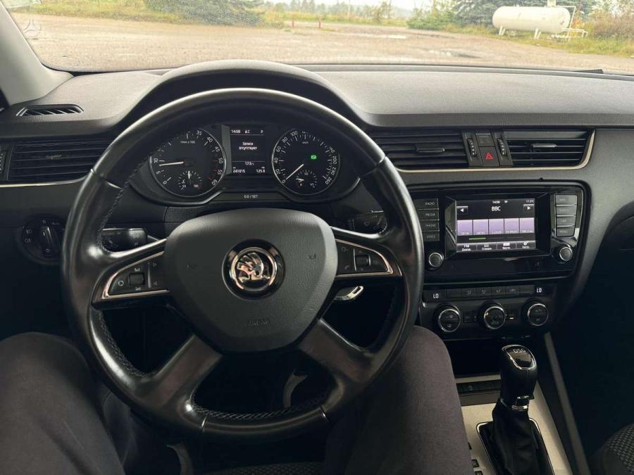 Pelēks Skoda Octavia 2014 Viļņa, ar dzinēja tilpumu 1.60 L un nobraukumu 240 tūkst. km par 3999 €, foto 23 vietnē AUTOMOTO.COM.LV