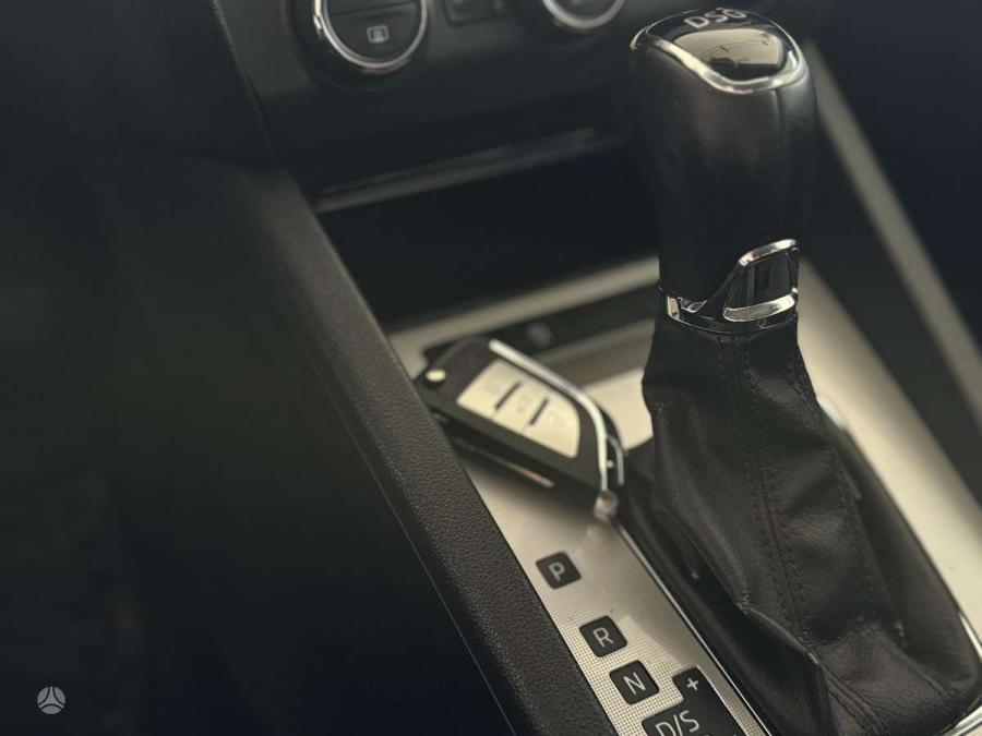 Pelēks Skoda Octavia 2014 Viļņa, ar dzinēja tilpumu 1.60 L un nobraukumu 240 tūkst. km par 3999 €, foto 26 vietnē AUTOMOTO.COM.LV