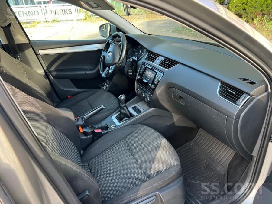 Grey Skoda Octavia 2014 in Riga, with an engine capacity of 1.60 L and mileage of 285 thousand km for 4400 €, photo 11 on AUTOMOTO.COM.LV