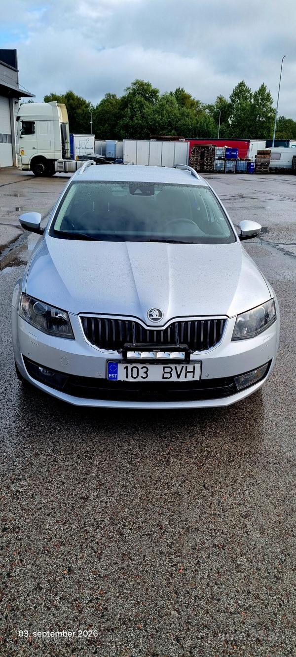 Grey Skoda Octavia 2014 in Tallinn, with an engine capacity of 2.00 L and mileage of 314 thousand km for 10000 €, photo 1 on AUTOMOTO.COM.LV