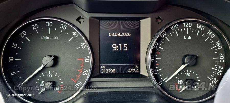 Pelēks Skoda Octavia 2014 Tallina, ar dzinēja tilpumu 2.00 L un nobraukumu 314 tūkst. km par 10000 €, foto 15 vietnē AUTOMOTO.COM.LV