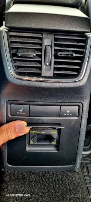 Pelēks Skoda Octavia 2014 Tallina, ar dzinēja tilpumu 2.00 L un nobraukumu 314 tūkst. km par 10000 €, foto 19 vietnē AUTOMOTO.COM.LV