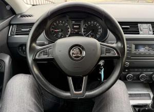 Grey Skoda Octavia 2014 in Siauliai, with an engine capacity of 1.60 L and mileage of 212 thousand km for 4900 €, photo 14 on AUTOMOTO.COM.LV