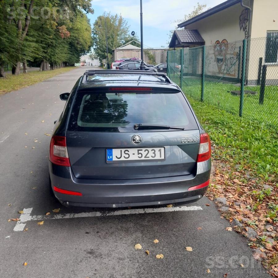 Grey Skoda Octavia 2014 in Riga, with an engine capacity of 2.00 L and mileage of 259 thousand km for 4500 €, photo 5 on AUTOMOTO.COM.LV