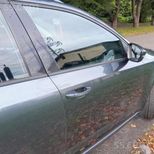 Grey Skoda Octavia 2014 in Riga, with an engine capacity of 2.00 L and mileage of 259 thousand km for 4500 €, photo 6 on AUTOMOTO.COM.LV
