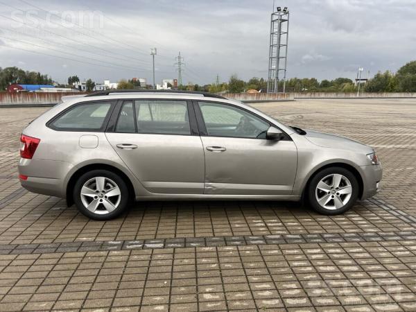 Skoda Octavia 2014 Rīga vietnē Pelēks Skoda Octavia 2014 Rīga, ar dzinēja tilpumu 1.60 L un nobraukumu 282 tūkst. km par 3900 €, foto 8 vietnē AUTOMOTO.COM.LV