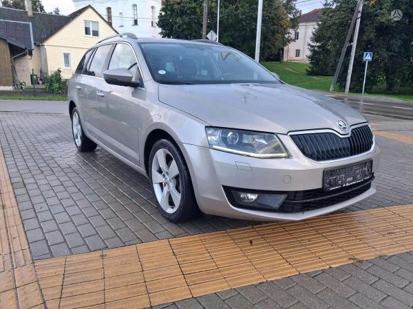 Skoda Octavia 2014 in Raseiniai on AUTOMOTO.COM.LV Grey Skoda Octavia 2014 in Raseiniai, with an engine capacity of 1.20 L and mileage of 176 thousand km for 4200 €, photo 5 on AUTOMOTO.COM.LV