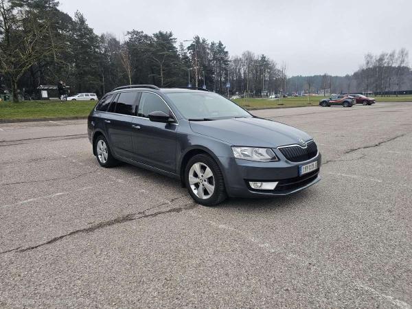 Pelēks Skoda Octavia 2015 Viļņa, ar dzinēja tilpumu 1.60 L un nobraukumu 218 tūkst. km par 8200 €, foto 4 vietnē AUTOMOTO.COM.LV